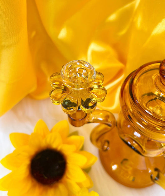 Lotus Amber Recycler Rig 🌿 | Amber Glass Water Pipe & Dab