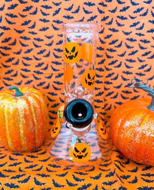 Get Spooked: Ghost Face Halloween Dab Rig with Matching Black Bowl