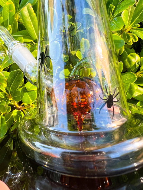 Elevate Your Sesh with our 7in Witch Hat Water Pipe with Pumpkin Perc