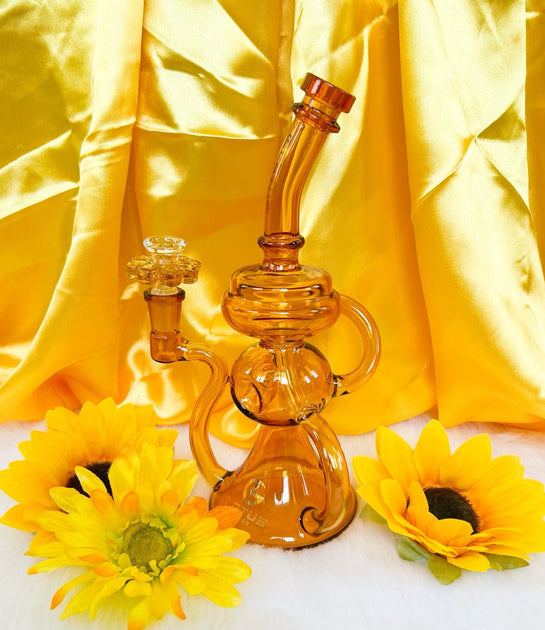Lotus Amber Recycler Rig 🌿 | Amber Glass Water Pipe & Dab