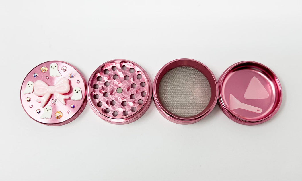 Cute Pink Ghost 4 Piece Grinder
